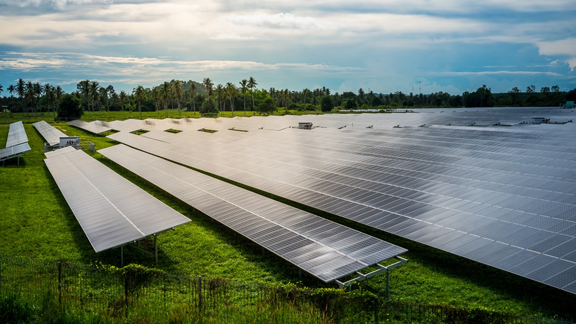 CREC | Solar Farms in the Philippines: Smart Choice for Businesses