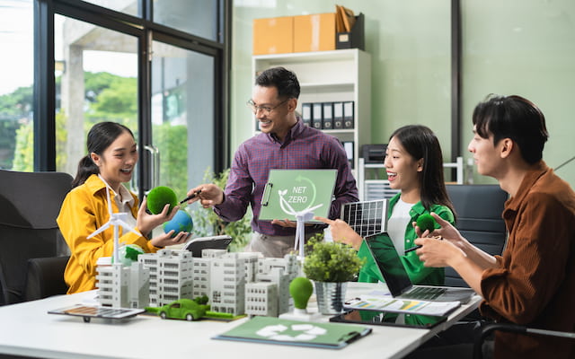 The Business Edge of Going Net Zero: A Guide for Forward-Thinking Companies